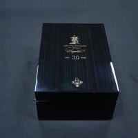 China Luxury Wine Box Packaging Black Magnetic Wine Gift Box Customized for sale
