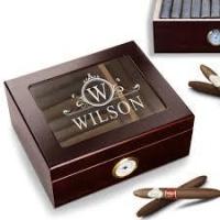 China Lightweight Wooden Cigar Box Rigid Personalized Cigar Box 1.5 Kg Capacity for sale