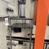 China Full Servo Tissue Paper Cutter Machine Rotary Tissue Cutting Machine 8 kW for sale