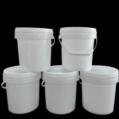China Secure Pet Food Storage 2 Gallon 8L White Plastic Bucket with Lid and Tamper Proof Seal for sale
