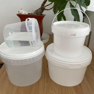 China Competitive White Round Plastic Bucket with 2.0mm Thickness and Free Sample Included for sale