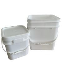 China Plastic Handle Square Bucket with Lid 4 Gallon Capacity White Color and Cosmetic Desig for sale
