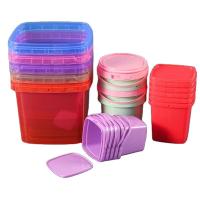 China 1.0 to 2.5 MM Thickness Square Color Plastic Bucket Pail with Easy Open and Close Lid for sale