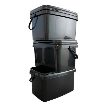 China IML Printed Square Plastic Bucket Leak Proof Lid 3L Capacity Thickness 1.0 to 2.5 MM for sale
