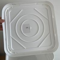 China 20L Plastic Pail Barrel Drum Bucket with Lid Heavy Duty and Industrial Strength for sale