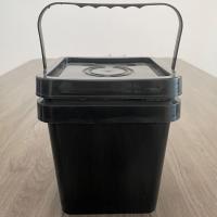 China 5L Square Plastic Bucket with Yellow Color and Durable 1.0-2.5MM Walls for sale