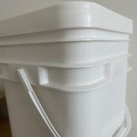 China 2L 4L 5L 8L 10L 15L 18L 20L Square Bucket Plastic Container with Silk Screen Printing for sale