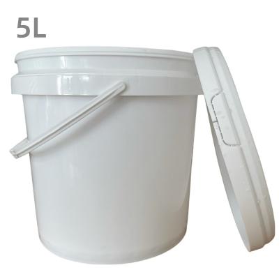 China Industrial 5L Plastic Bucket with Lid and Durable Design for sale