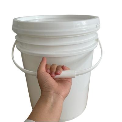 China 20L Heavy Duty Plastic Bucket with Lid and Metal Handle Certified by GAP/ISO/FDA for sale