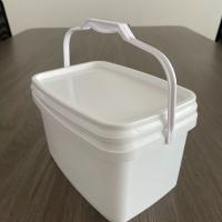 China 5L Paint Bucket with Lid and Handle Cosmetic Grade Certificate GAP/ISO/FDA Approved for sale