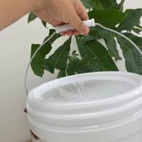 China 1.0 to 2.5 MM Thickness 5 Gallon 20 Liter Plastic Bucket for Feed Seeds Container for sale