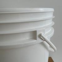China Resin Epoxy Paint Plastic Bucket 5 Gallon Size with GAP/ISO/FDA Certificate and Leak Proof for sale