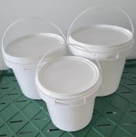 China 2 Gallon Square Plastic Bucket in Yellow Color for Food and Industrial Applications for sale
