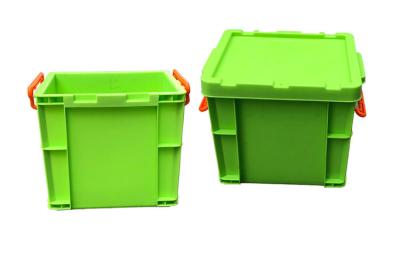 China Green Square Euro Stacking Containers With Locking Lids For Turbocharged Storage for sale