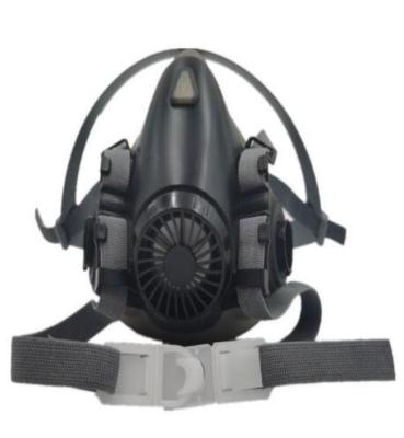China Food-Grade Silicone Half Mask Respirator with Bayonet Connection for Durable Construction for sale