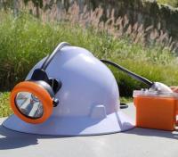 China ROOBUCK WIN 9 20000 Lux IP68 Waterproof Rechargeable Miner Lamp for Hard Hat with 100000h Lifespan for sale