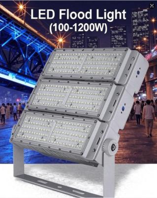 China IP66 Waterproof 300W LED Flood Light with 150 LM/W Efficiency and 50,000 Hours Lifespan for sale