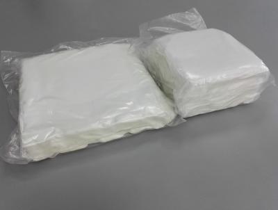 China Class 100 0.22mm Low Particles Cleanroom Polyester Wipes for sale