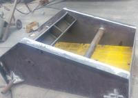 China 20TPH Dewatering Vibrating Screen with 45% Granularity and 0.35mm Sieve Size for Sand Washing for sale
