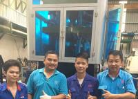 China 300ml Horizontal Rotary Blow Molding Machine PCTG Auto Deflashing Blow Moulding Machine SGS for sale