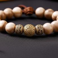 China Inducing Relieving Aromatherapy Bracelet Nourishing Mind Agarwood Bead Bracelet for sale