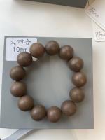 China Black Ambergris Authentic Prayer Beads Nourishing Agarwood Bracelet for sale