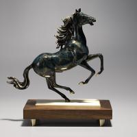China Galloping Horse Shaped Bronze Ornament with Walnut Base and 2.2kg Weight for sale