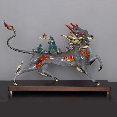 China Ancient Feng Shui Kirin Shaped Handmade Bronze Ornament with 10.9kg Weight for Living Room and Tea Room for sale