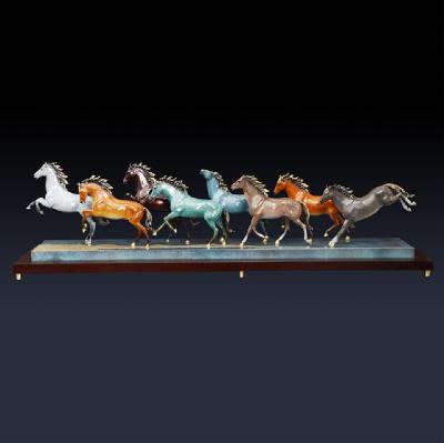 China Galloping Horses Design Bronze Ornament with 1300*300*350mm Dimensions and 23kg Weight for Reception Room for sale