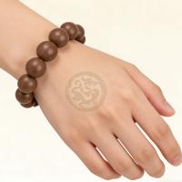 China Calms Nerves Wood Beaded Bracelet Traditional Chinese Cultural Relic Sandalwood Bracelet for sale