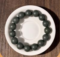 China Purple Velvet Grass Wooden Prayer Bracelet Buddhist Red Sandalwood Mala Bracelet for sale