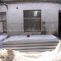 China Carbon Steel Q235 Water Well Screen Pipe 4-1/2 to 16 Inch Threaded NPT End Connection for sale