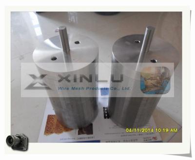 China Stainless Steel Wedge Wire Cylindrical Strainer 3.3x6.5mm 0.7mm Slot Customized for sale