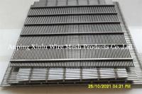 China Stainless Steel Wedge Wire Screen Flat Panel 304 316L Custom Slot Size for Water Filtration for sale
