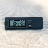 China Digital Indoor Outdoor Thermometer Hygrometer For Measuring Temperature And Humidity for sale
