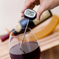 China Swiveled LCD Head Quick Read Thermometer , Waterproof Meat Thermometer Light Weight for sale
