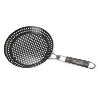 China Non Stick Round Shape BBQ Tools Roasting Pan Rust Resistant Grill Basket Foldable for sale