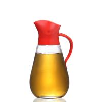 China Gravity Style Poured Lid Glass Seasoning Bottles For Drip Free Dispensing for sale