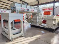 China 32000pcs Per Hour 390kw Red Clay Brick Making Machine With Dryer for sale