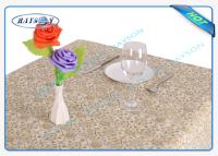 China Environmentally Friendly 45 gr / 50gr / 70gr Small Roll Disposable Tablecloths for sale