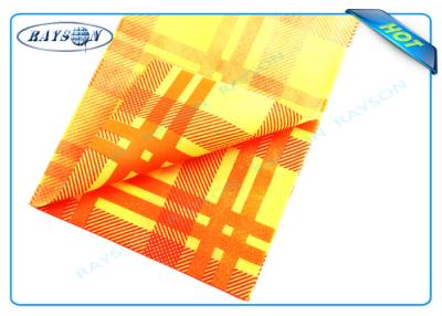 China Customized 100% Polypropylene Non Woven Tablecloth Disposable Table Cloth for sale