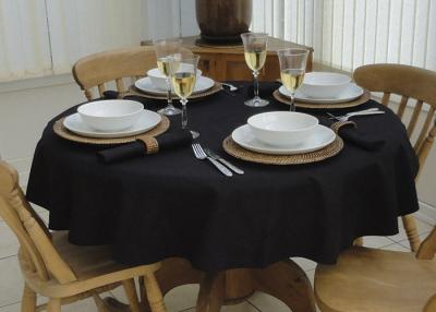 China Waterproof and Oil Proof PP Non Woven Table Cloth Tear Resistant for sale
