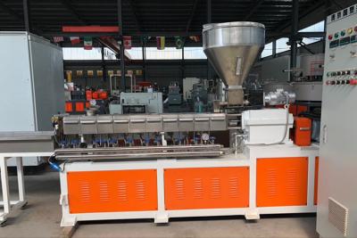 China Pet Plastic Granules Making Machine Twin Screw Extruder 12 Months Warranty for sale
