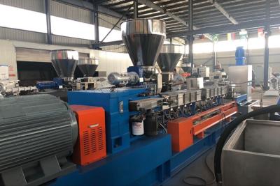 China Pet Recycle Plastic Pelletizing Machine Air Cooling 300 Kg / H Twin Screw Extruder for sale