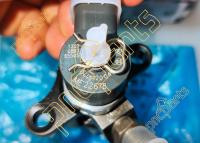 China 0445120048 Bosch Injector 4M50 Aftermarket New Common Rail Injector Assy 0.8-1.0kg for sale