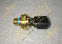 China Komatsu 4921517 Oil Pressure Sensor for PC200-8 PC600-8 Excavator 0.2-0.3kg for sale