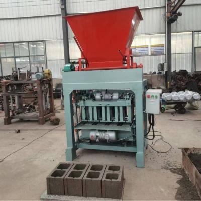 China MC4-30A Manual Block Molding Machine 6.4kW 35s Cycle for Hollow Bricks Pavers for sale