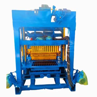 China Automatic Hydraulic Concrete Block Making Machine 3200kg 17.9kW for Hollow Bricks for sale