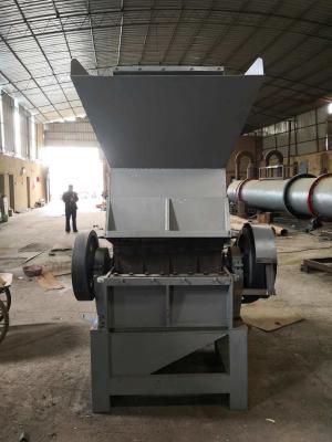 China Industrial Plastic Crusher Machine for Recycling Solid Waste 2000 kg Weight 45 kW Power for sale