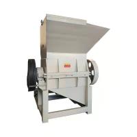 China Industrial Plastic Crusher Shredder 5.5-75kw 300-8000kg/h for PET Bottles Toys for sale